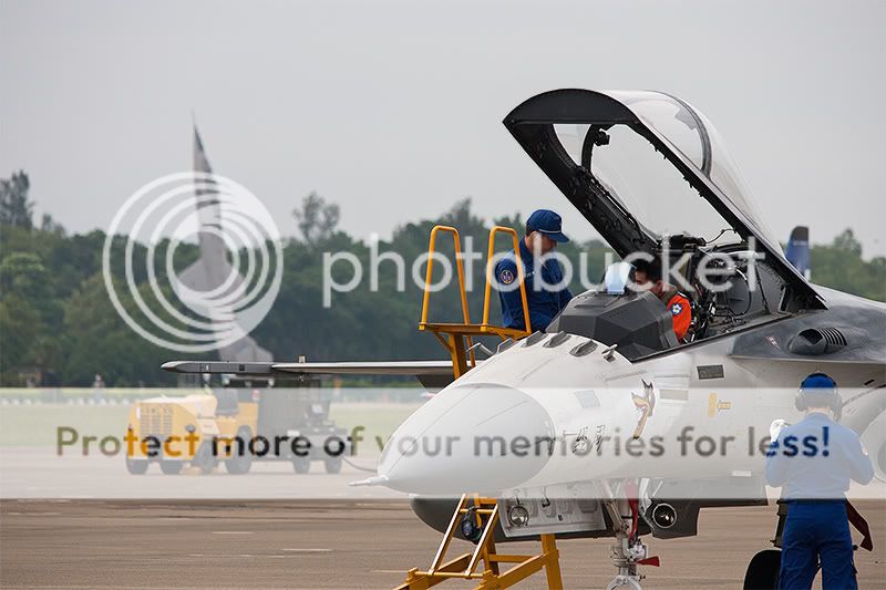 CCK Airbase open house (many photos): Canon EOS-1D / 5D / 6D Talk Forum ...